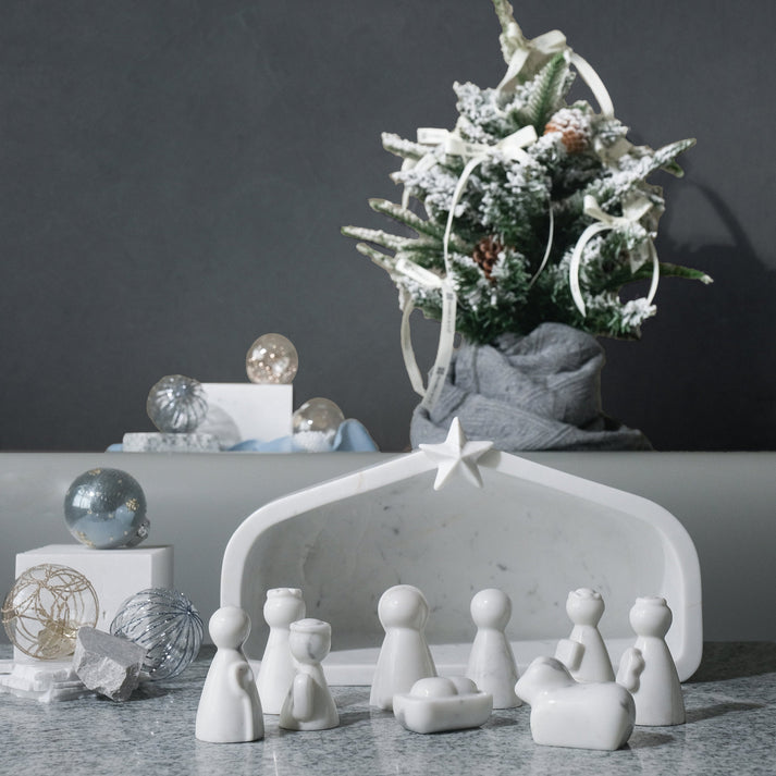 Nativity Scene – The Light of Christmas in Marble – Marble & Co.