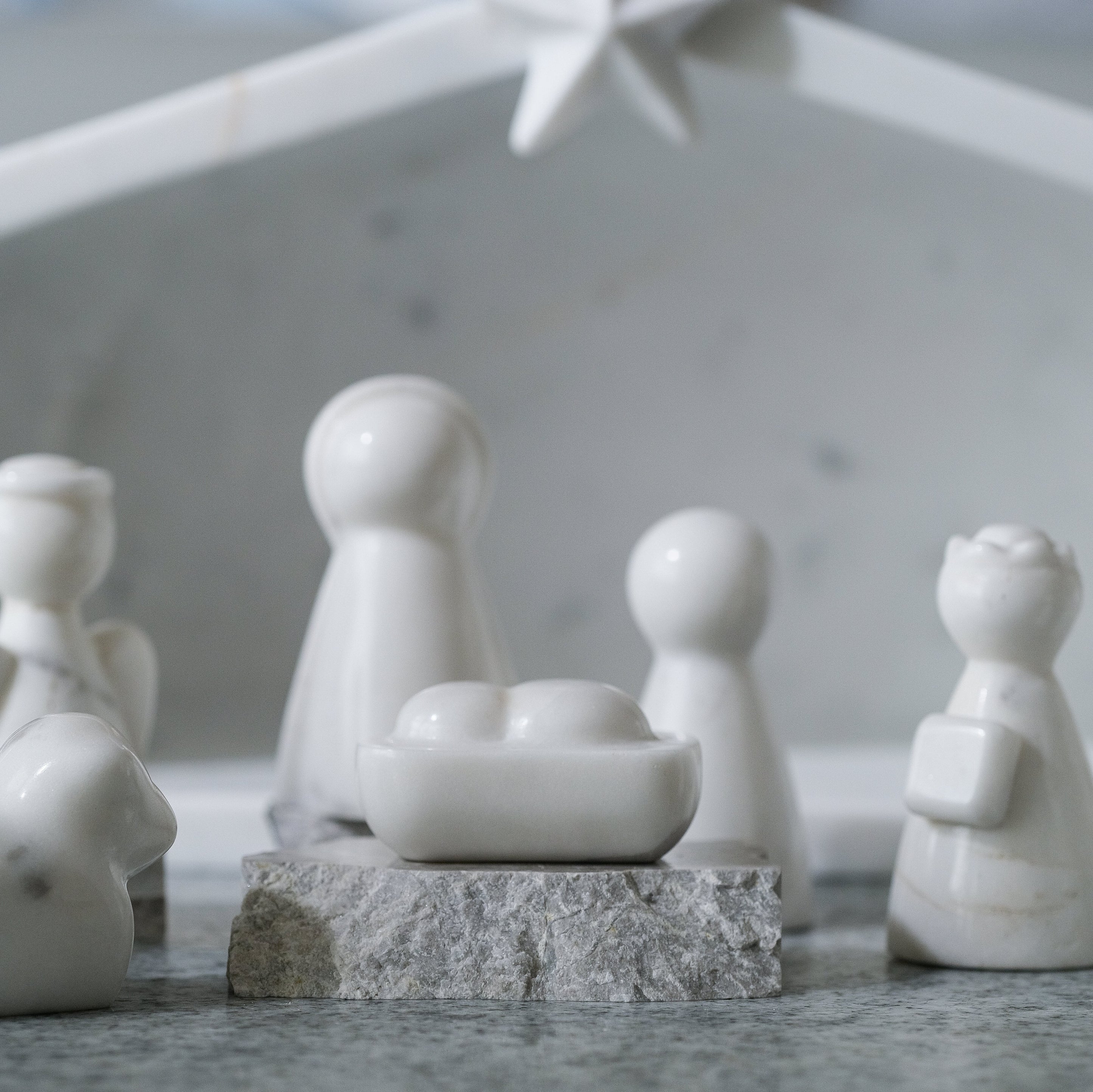 Nativity Scene – The Light of Christmas in Marble – Marble & Co.
